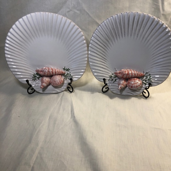 unmarked | Dining | Seashell Shaped Saladappetizer Plates Set Of 2 ...